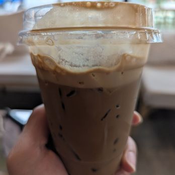 MACADONS - Updated November 2025 - 835 Photos & 427 Reviews - 826 S 3rd ...