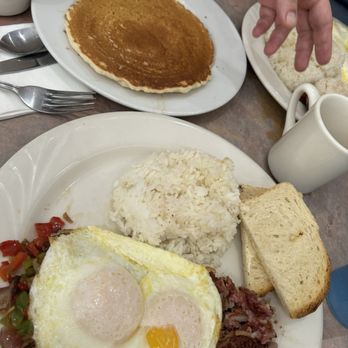 PEG’S GLORIFIED HAM N EGGS - Updated August 2024 - 2491 Photos & 3123 ...