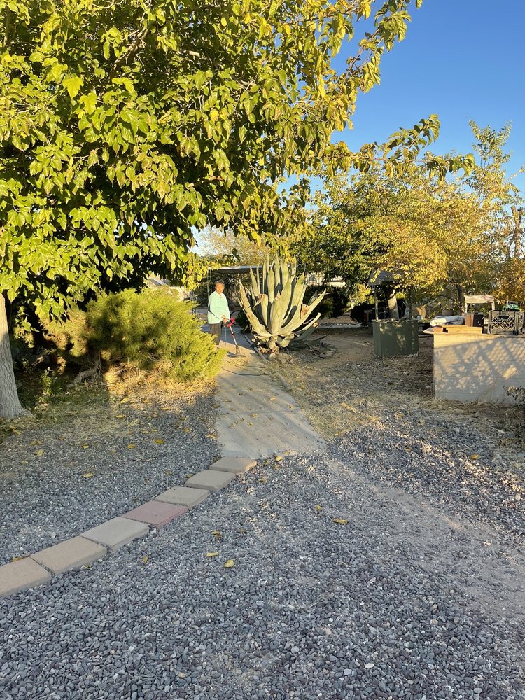 ANGEL MANOR - Updated December 2025 - 11 Photos - 3239 Potter Ave ...