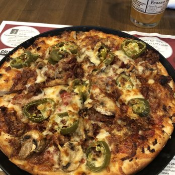 BRIGGS CORNER PIZZERIA - Updated September 2025 - 124 Photos & 286 ...