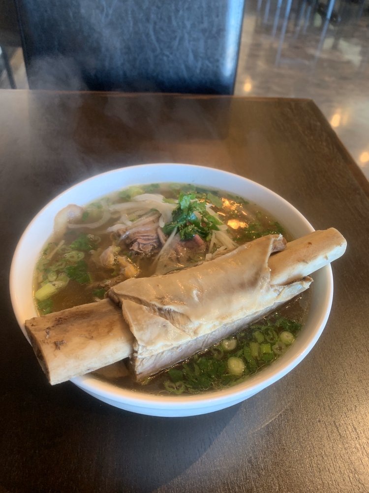 Simply Pho & Bo Ne - Takeout & Delivery - 64 Photos & 46 Reviews ...