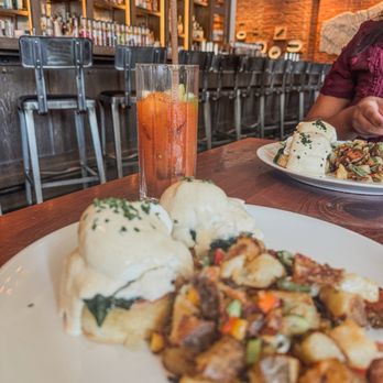 SUMMIT HOUSE - Updated December 2025 - 351 Photos & 316 Reviews - 395 ...