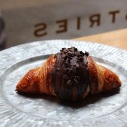 TRADESMAN COFFEE SHOP & LOUNGE - Updated July 2025 - 883 Photos & 417 ...