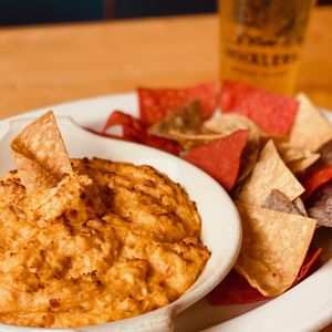 THE TAVERN ON MAIN - Updated July 2025 - 63 Photos & 148 Reviews - 1157 ...