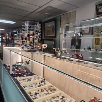 MIDTOWN ANTIQUES - Updated December 2025 - 21 Photos & 13 Reviews ...