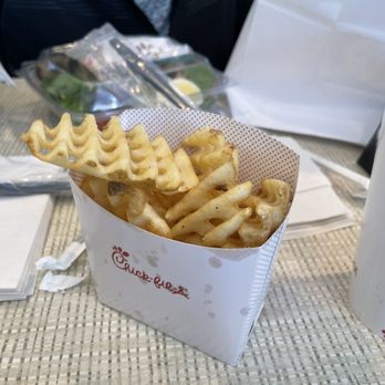 CHICK-FIL-A - Updated September 2024 - 46 Photos & 14 Reviews - 200-225 ...