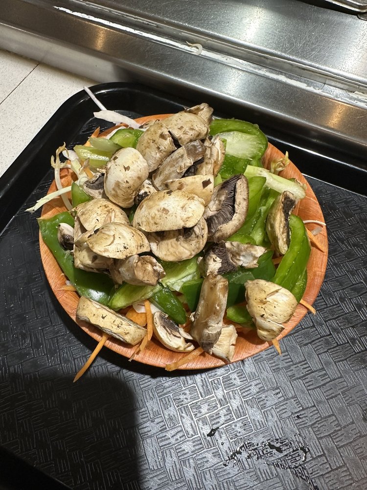 CHEF LIN - Updated December 2025 - 36 Photos & 45 Reviews - 1961 Chain ...