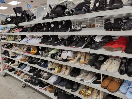 ROSS DRESS FOR LESS - Updated August 2025 - 84 Photos & 109 Reviews ...