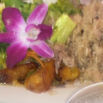 FOOTPRINTS CAFE - 894 Photos & 1021 Reviews - 5814 Clarendon Rd ...