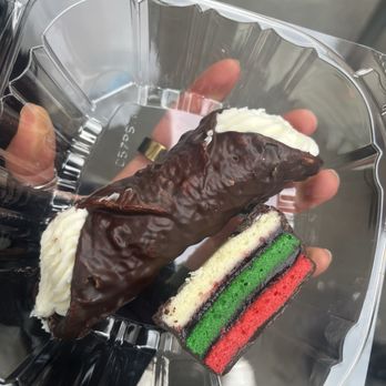 BOVA’S BAKERY - Updated March 2025 - 1703 Photos & 1833 Reviews - 134 ...