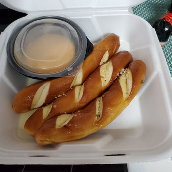 III GUYS RESTAURANT AND SPORTS BAR - Updated January 2026 - 47 Photos ...