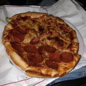 SINGAS FAMOUS PIZZA - 43 Photos & 55 Reviews - 464 S Broadway ...