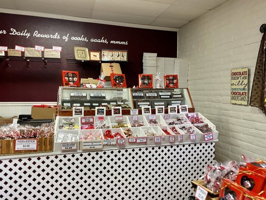 CHOCOLATE COTTAGE - Updated January 2025 - 66 Photos & 42 Reviews - 720 ...