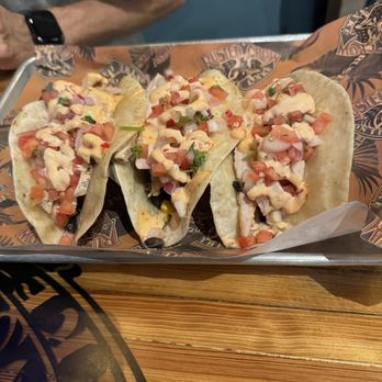 RUSTED CROW ON THE LAKE - Updated January 2025 - 113 Photos & 66 ...