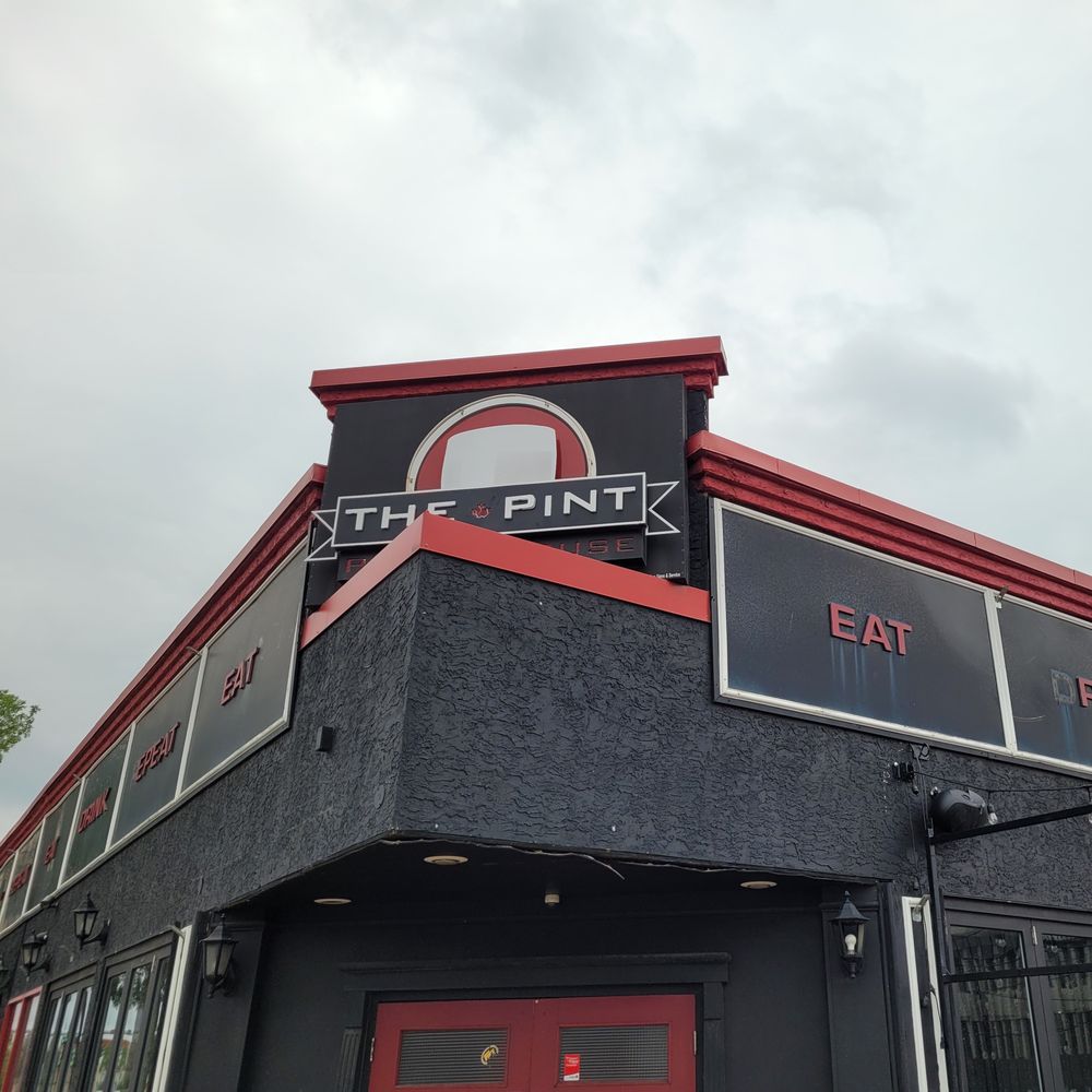 THE PINT WHYTE - Updated December 2025 - 22 Photos & 77 Reviews - 8032 ...