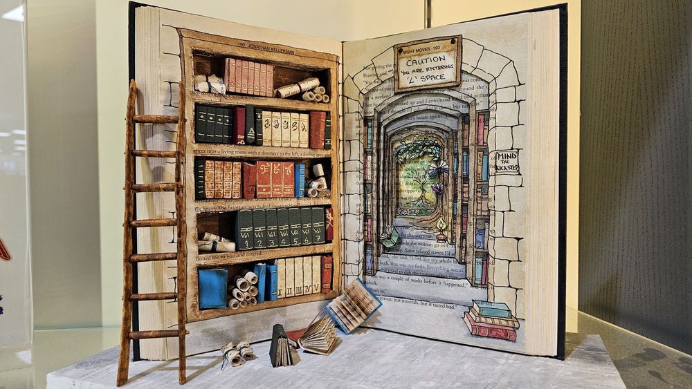 BATH CENTRAL LIBRARY - Updated May 2024 - 19-23 The Podium, Bath ...