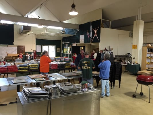 CRAIG LYTLE AUCTIONEER - Updated July 2025 - 675 College Dr, Batavia ...