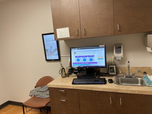 WELLSTAR NEUROLOGY - Updated January 2026 - 42 Photos - 780 Canton Rd ...