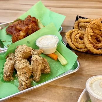 GROOVY BEAST - Updated August 2025 - 166 Photos & 194 Reviews - 1611 ...