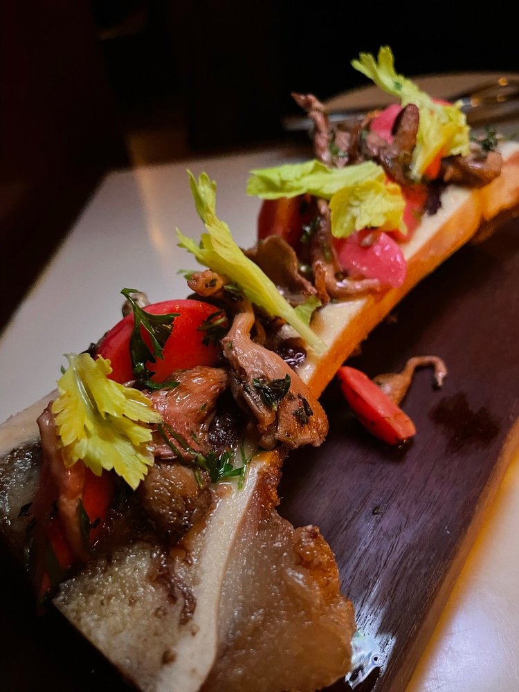 THE HAYES - Updated July 2025 - 50 Photos & 24 Reviews - 1123 Walnut St ...