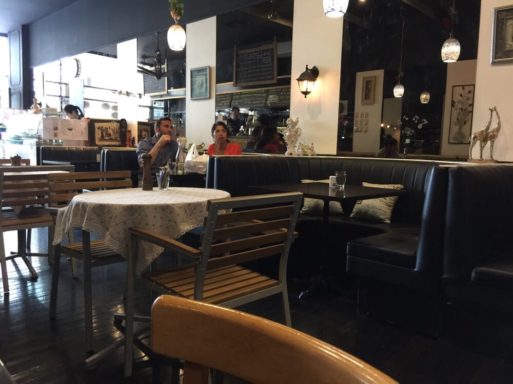 OASIS CAFE AND RESTAURANT - Updated April 2025 - 31 Oxford St ...