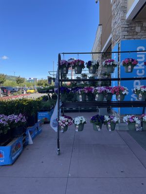 LOWE’S HOME IMPROVEMENT - Updated November 2025 - 90 Photos & 223 ...