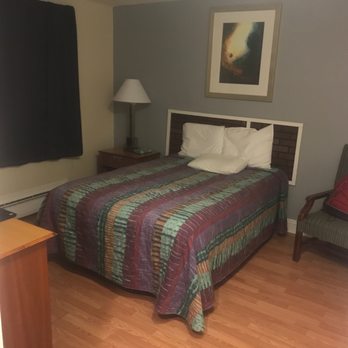 TOWN LINE INN - Updated August 2025 - 36 Photos & 16 Reviews - 735 ...