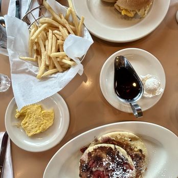 RED LINE DINER - Updated August 2025 - 867 Photos & 886 Reviews - 588 ...