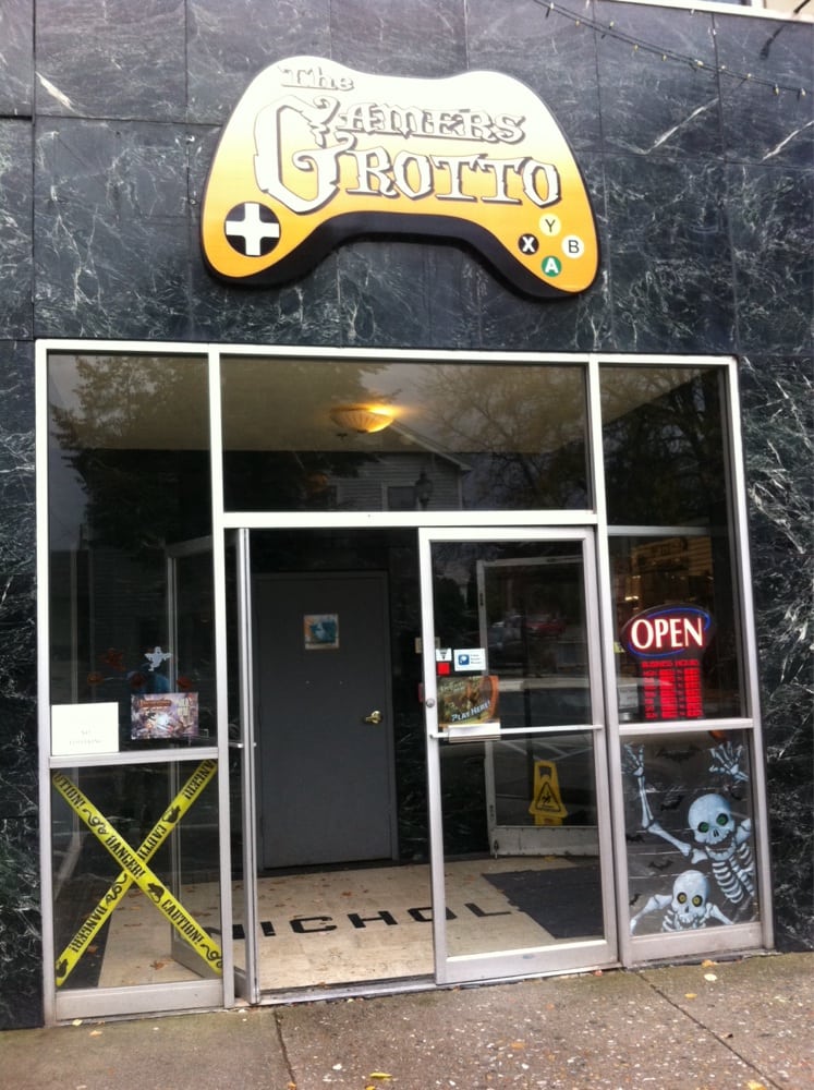 THE GAMERS GROTTO - Updated August 2025 - 10 Reviews - 457 Main St ...