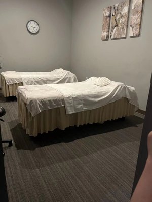 REFRESH MASSAGE - Updated July 2025 - 55 Photos & 91 Reviews - 2390 ...