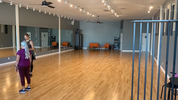 DANCE AROUND THE CLOCK - Updated December 2025 - 10 Photos - 308 Main ...