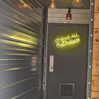 EASY PIE - Updated December 2025 - 199 Photos & 169 Reviews - 649 ...