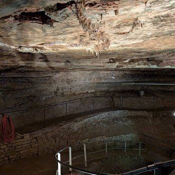 BLUESPRING CAVERNS PARK - Updated October 2025 - 165 Photos & 48 ...
