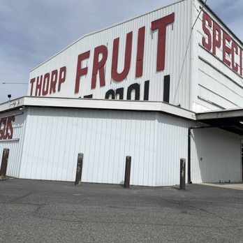 THORP FRUIT & ANTIQUE MALL - Updated October 2025 - 250 Photos & 114 ...