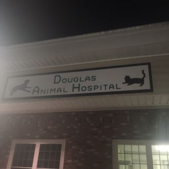 DOUGLAS ANIMAL HOSPITAL-DAH - Updated July 2025 - 12 Reviews - 28A ...