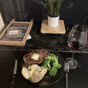 CASK ‘N CLEAVER STEAKHOUSE - 456 Photos & 360 Reviews - 8689 9th St ...