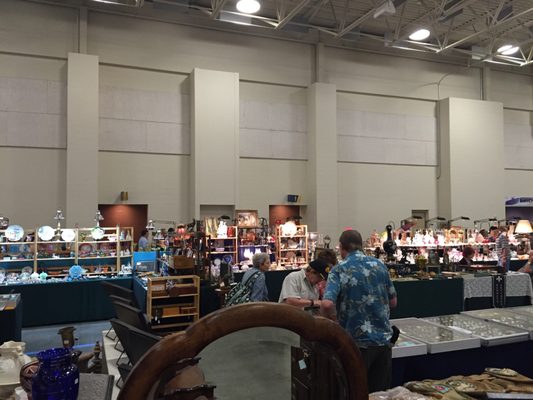 MID-AMERICA CENTER - 21 Photos & 17 Reviews - 1 Arena Way, Council ...