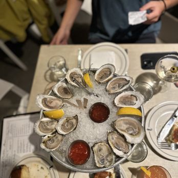 MERMAID OYSTER BAR - Updated January 2025 - 340 Photos & 155 Reviews ...