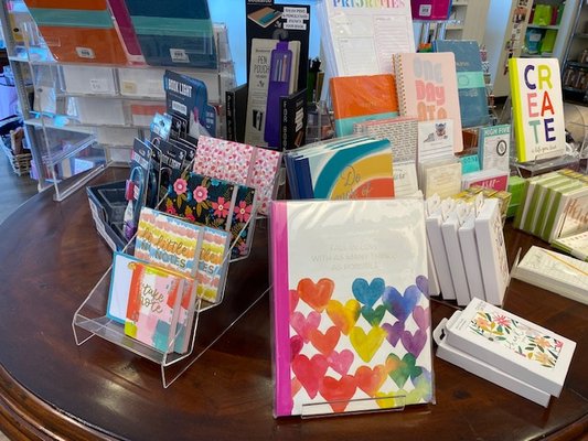 MOON MIPPY - Updated October 2025 - 23 Photos - 10003 NW Military Hwy ...