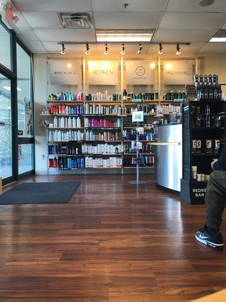 SUPERCUTS - Updated September 2025 - 33 Reviews - 200 Mill Creek Dr Ste ...