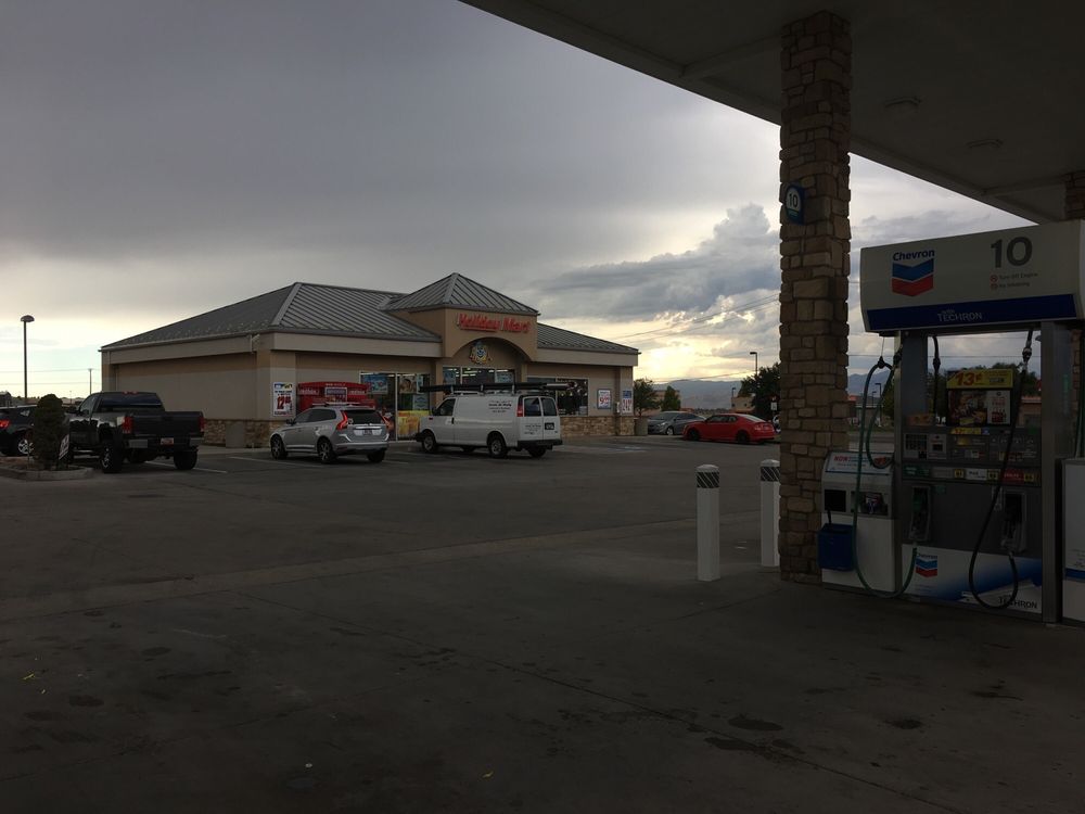 HOLIDAY OIL - Updated April 2025 - 4464 New Bingham Hwy, West Jordan ...
