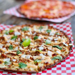 TAILGATORS SPORTS BAR & GRILL - Updated June 2025 - 519 Desiard St ...