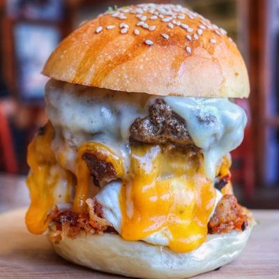 MOB PIZZERIA AND BURGERS - Updated October 2025 - 175 Photos & 42 ...