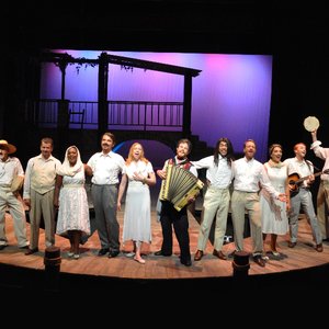 DAVIS MUSICAL THEATRE COMPANY - Updated July 2025 - 37 Photos & 28 ...