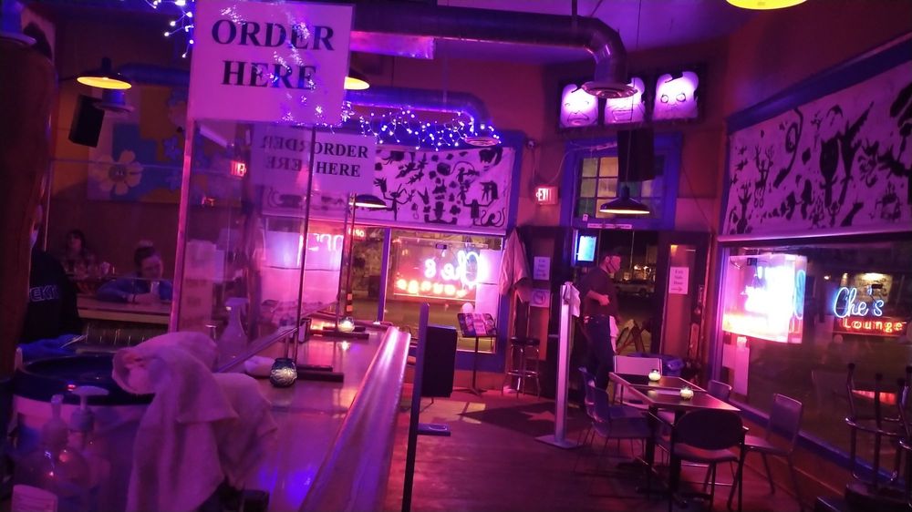CHE’S LOUNGE - 85 Photos & 171 Reviews - Lounges - 350 N 4th Ave ...