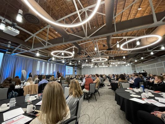 EARLE BROWN HERITAGE CENTER - Updated September 2025 - 17 Photos & 11 ...