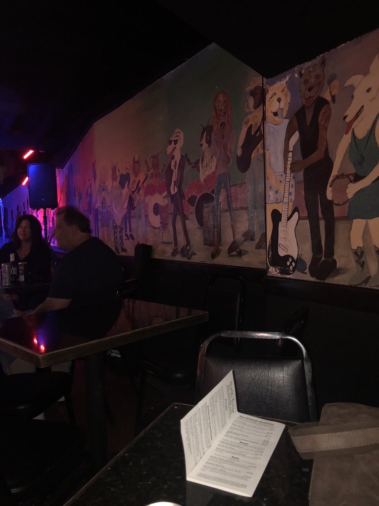 MOONDOGS PUB - 10 Photos & 11 Reviews - 378 Freeport Rd, Pittsburgh ...
