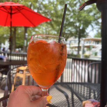 RED ROCKS CAFE: BIRKDALE VILLAGE - Updated November 2024 - 298 Photos ...