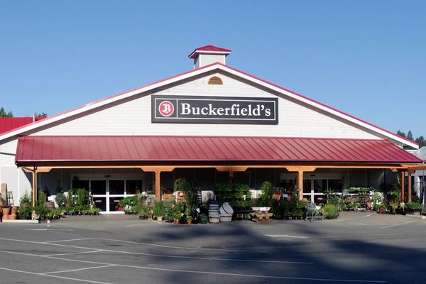 BUCKERFIELD’S - Updated December 2025 - 975 Langford Parkway, Victoria ...