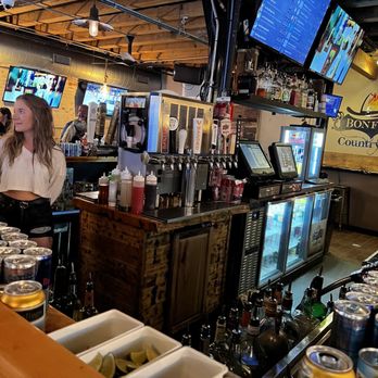 BONFIRE COUNTRY BAR - Updated January 2026 - 103 Photos & 150 Reviews ...